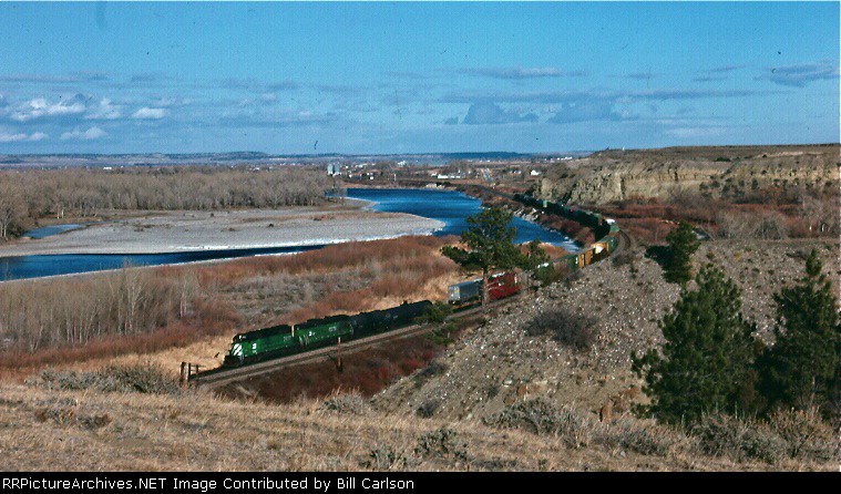West Bound BN Freight